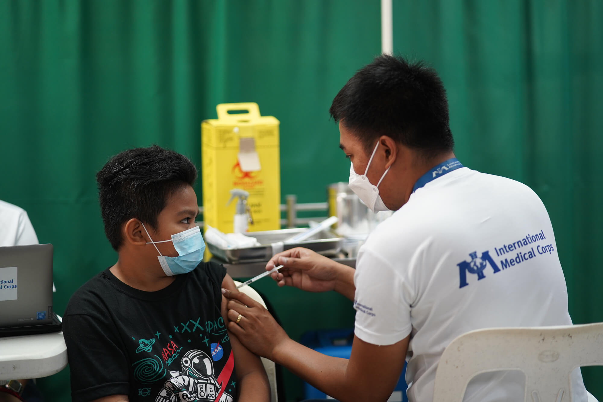 Vaccinating Against COVID-19 in Manila | International Medical Corps